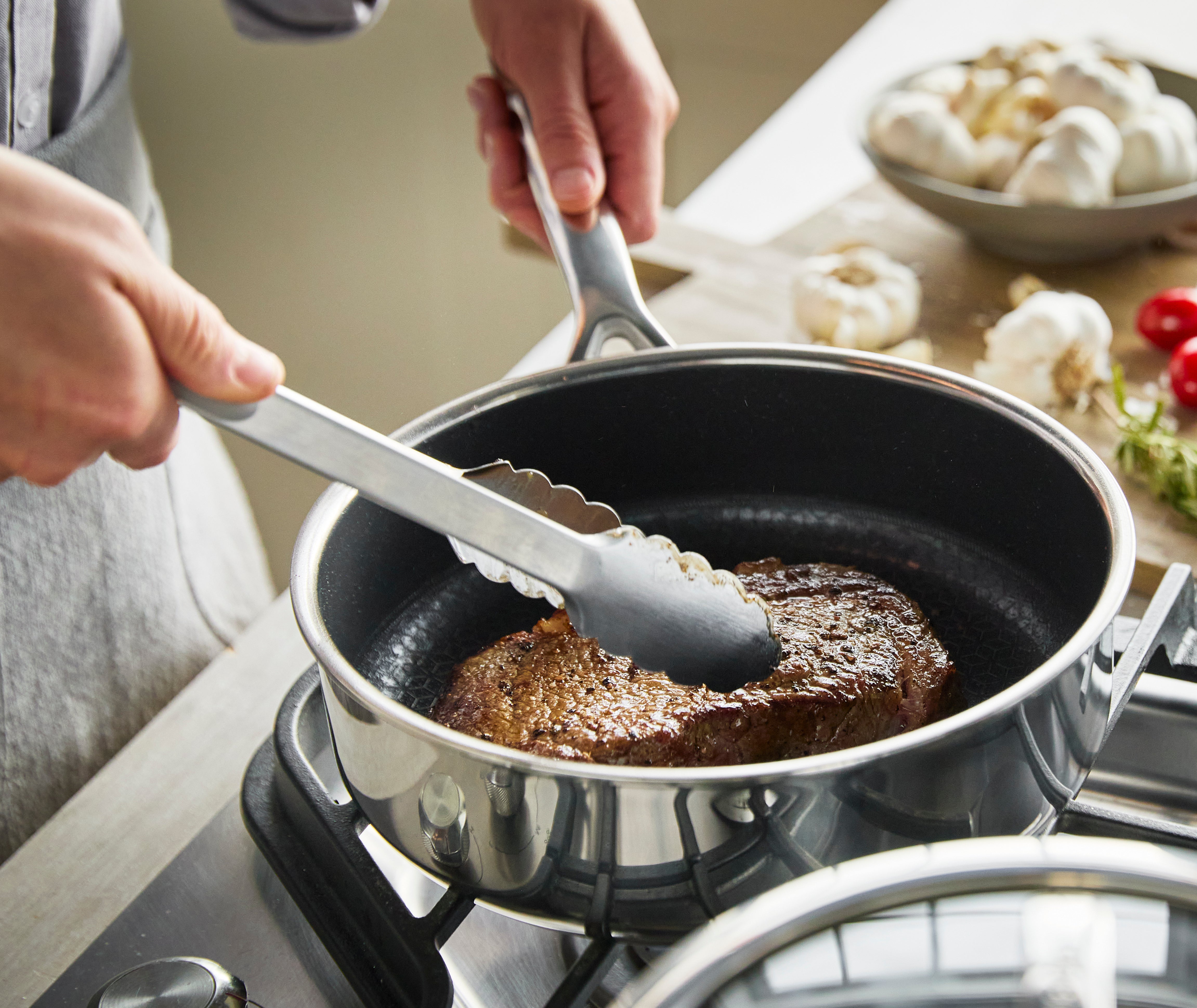 What Is the Difference Between Stock and Broth Explained | GreenPan