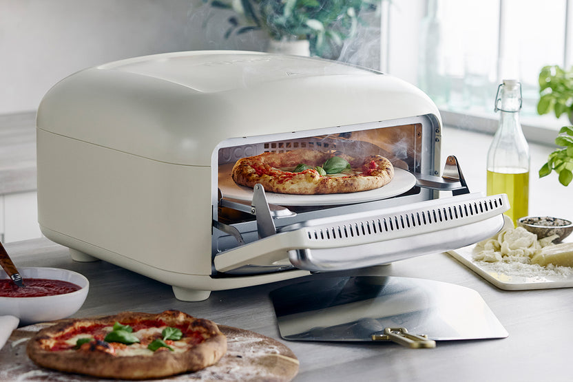 The Stanley Tucci™ Pizza Oven | GreenPan
