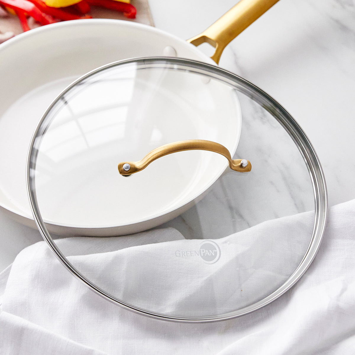 Universal Lids for Every Pot & Pan | © GreenPan | GreenPan